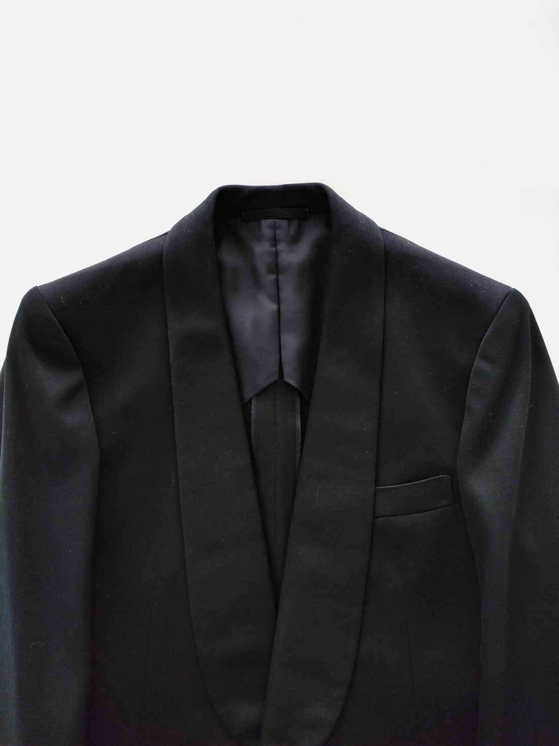 Bespoke Dinner Jacket in Wool – A.A